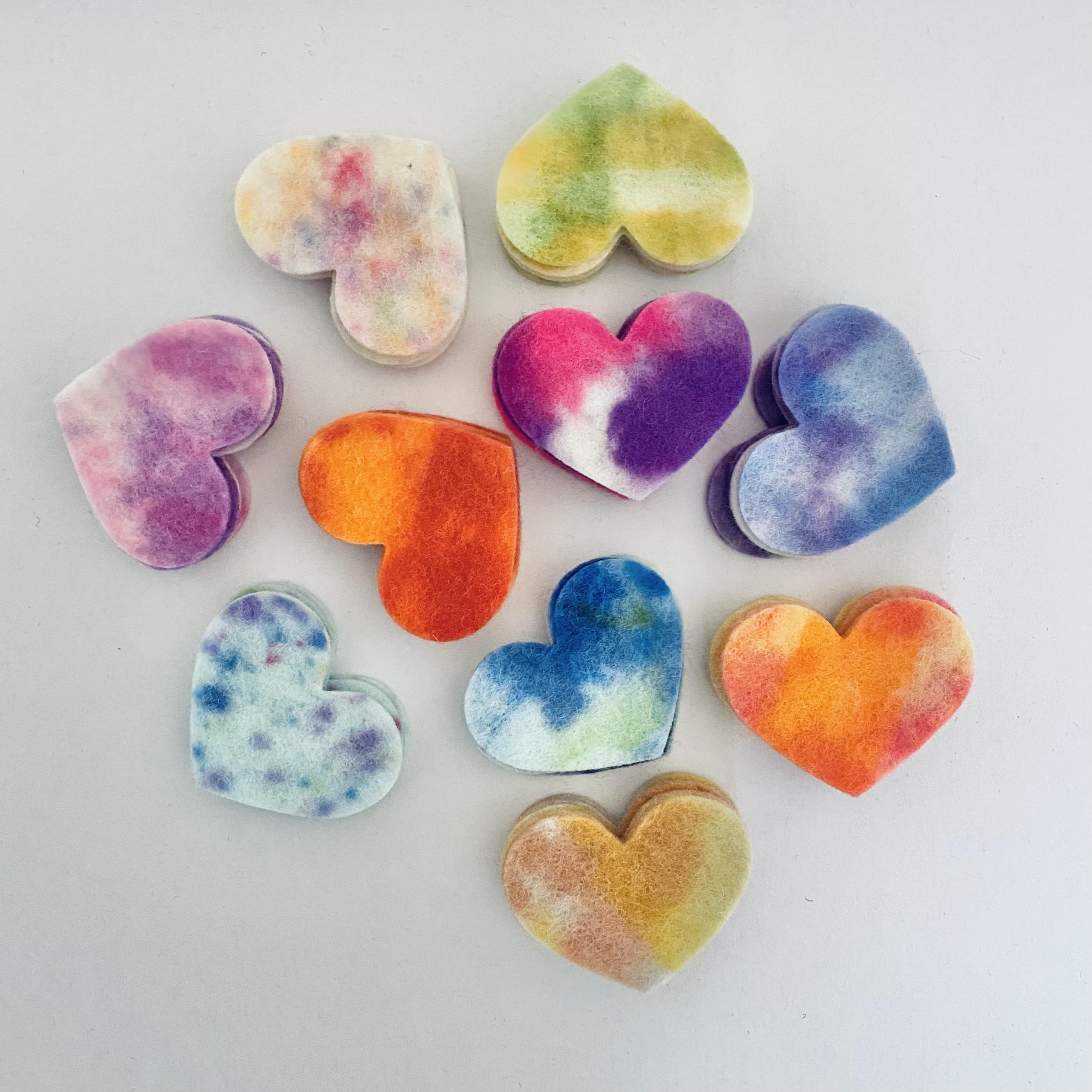 50 Pre-Cut Hearts - HAND-DYED – 1000 Hearts